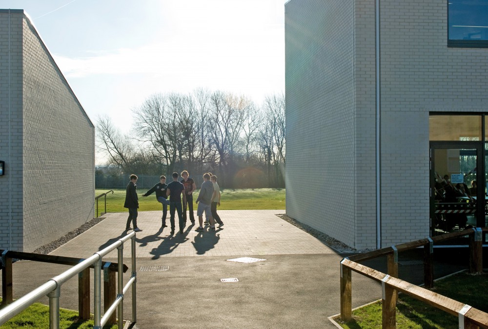 Chelmer Valley Highschool - Lomax Design